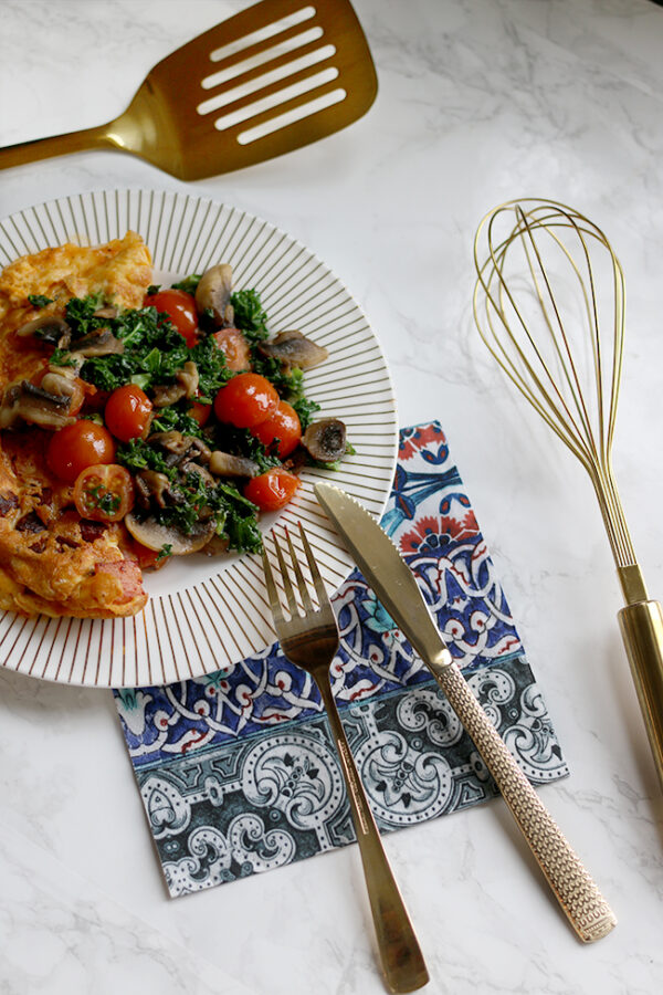 Pretty Utility: Gorgeous Gold Utensils - Swoon Worthy