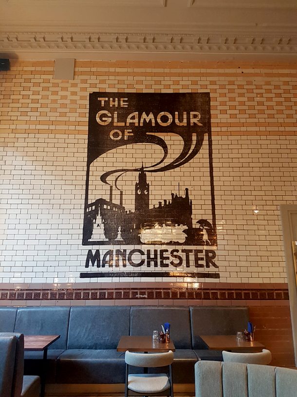 Get the Look: A Visit to the Glamorous Refuge Manchester - Swoon Worthy