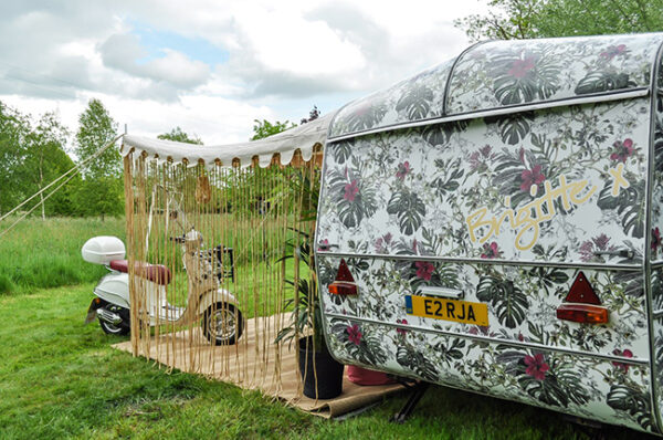 A Boho Glam Caravan You're Going to Love - Swoon Worthy