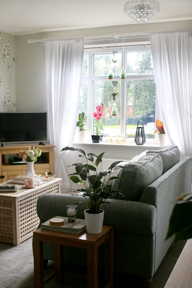 The REVEAL of Marjorie's Contemporary Romantic Living Room - Swoon Worthy