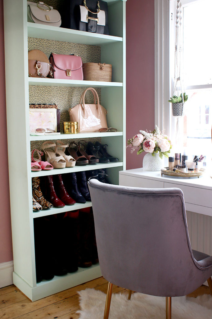 The Reveal of My Tiny Makeup Room & Vanity Space - Swoon Worthy