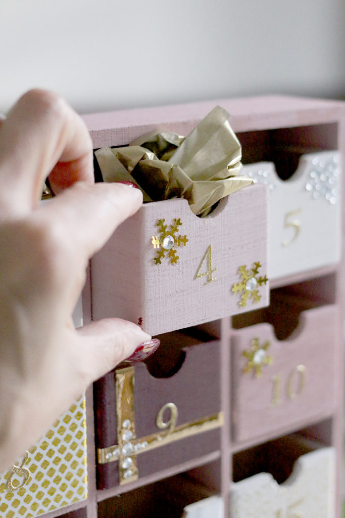 Glam Pink & Gold Reusable DIY Advent Calendar - Swoon Worthy