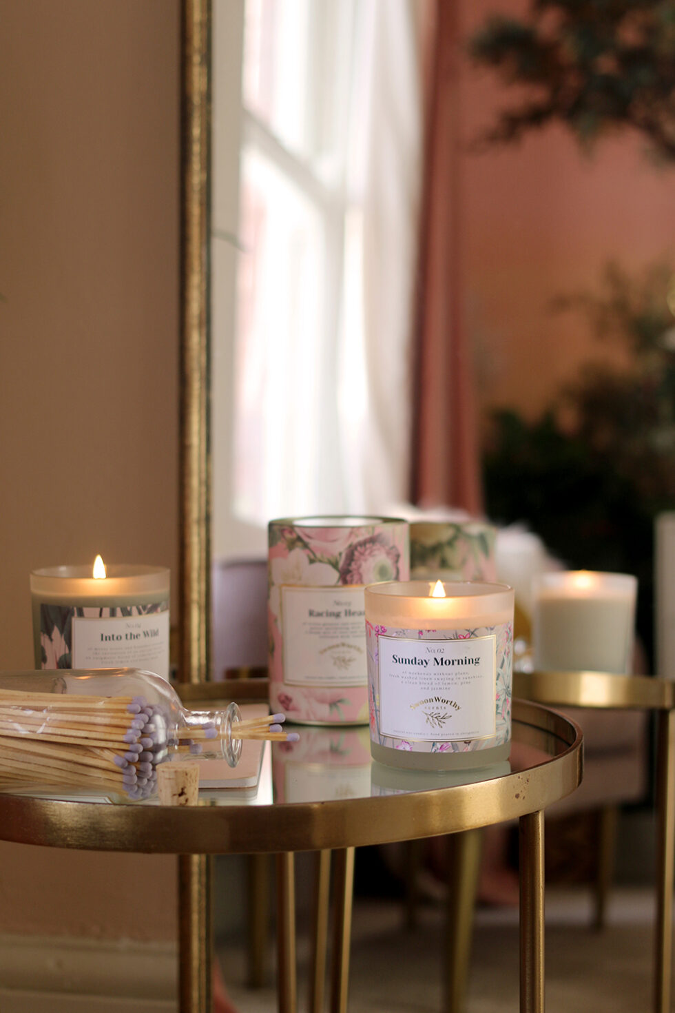 DIY Wood Wick Candles with Soy Wax and Essential Oils - Swoon Worthy